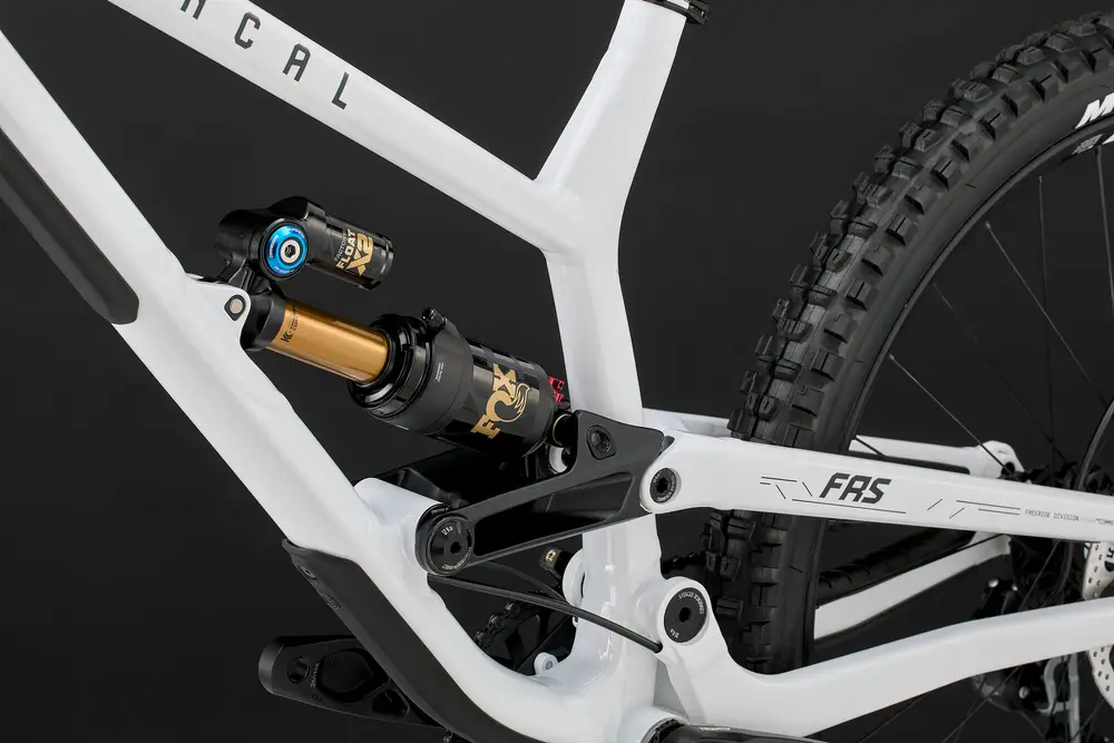 2026 Commençal FRS SIGNATURE – Specs, Comparisons, Reviews – 99 Spokes
