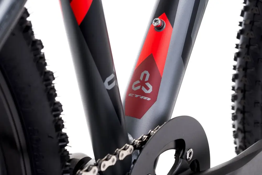 2022 CTM ROCKY RACE – Specs, Comparisons, Reviews – 99 Spokes