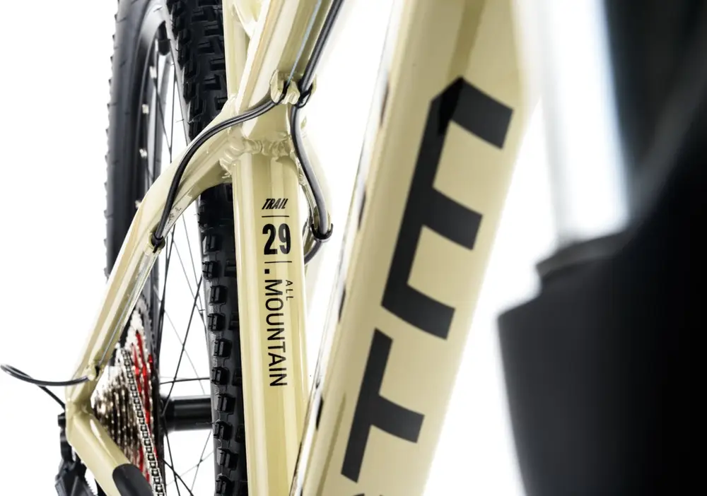 2023 CTM ZEPHYR – Specs, Comparisons, Reviews – 99 Spokes