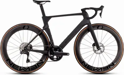 Compare: 2025 CUBE LITENING AERO C:68X, RACE vs 2026 Trek Madone SL 6 ...
