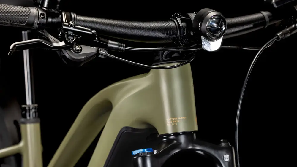 2025 CUBE REACTION HYBRID, PRO 800 ALLROAD – Specs, Comparisons ...