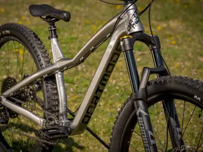 2026 Dartmoor HORNET PRO – Specs, Comparisons, Reviews – 99 Spokes