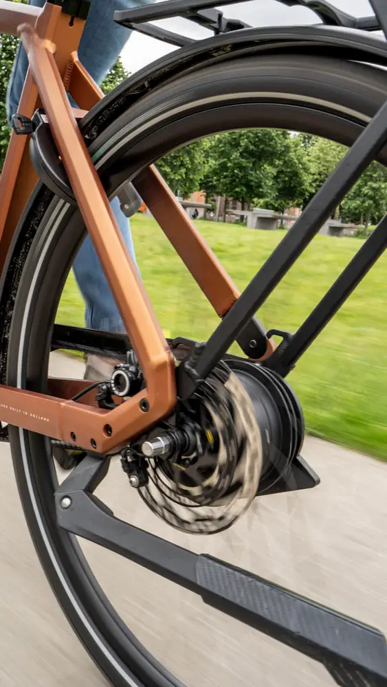 2025 Dutch ID Phantom ABS & Automatic – Specs, Comparisons, Reviews ...