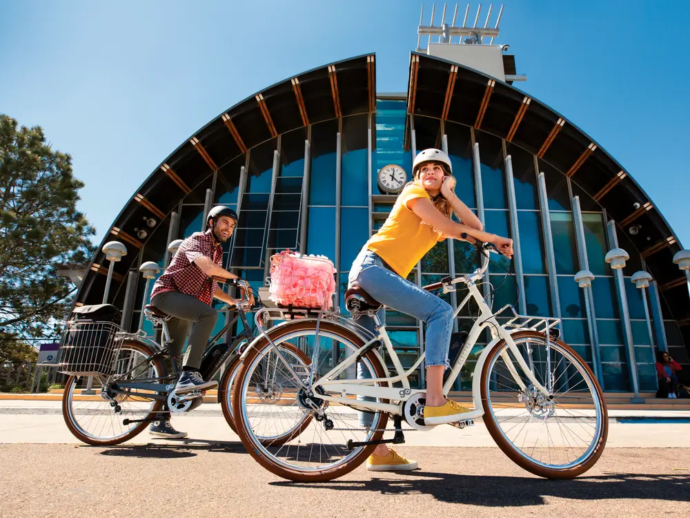 2024 Electra Loft Go! 5i EQ Step-Thru 500 Wh – Specs, Comparisons ...