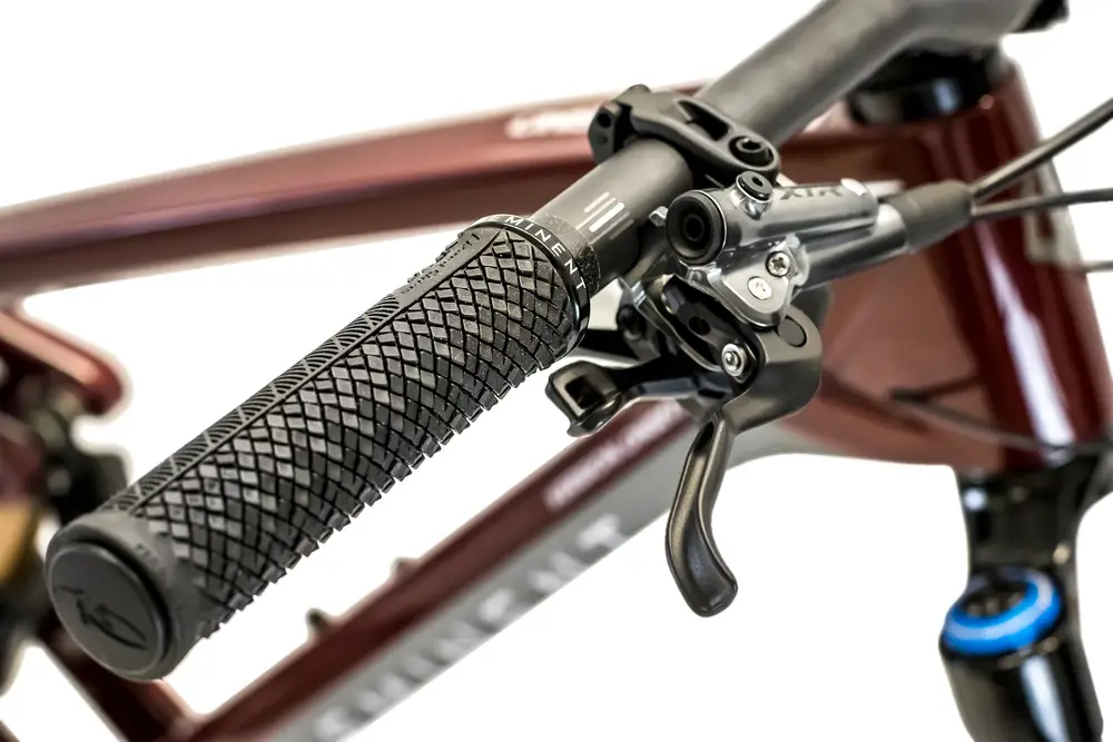 2022 Eminent Onset ST Comp 29 – Specs, Comparisons, Reviews – 99 Spokes