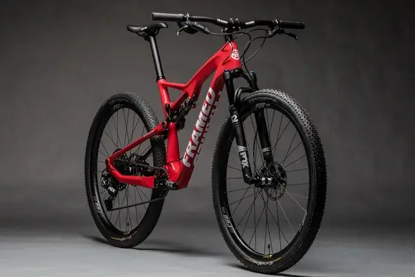 2021 Framed Bootlegger Carbon Mountain Bike 29" – Specs, Comparisons ...