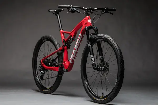 2022 Framed Bootlegger Carbon Mountain Bike 29" – Specs, Comparisons ...
