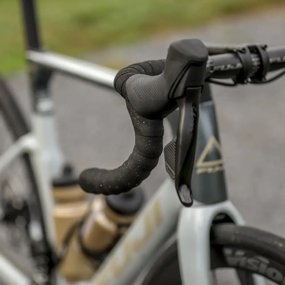 2024 Fuji Kasane 2.1 – Specs, Comparisons, Reviews – 99 Spokes