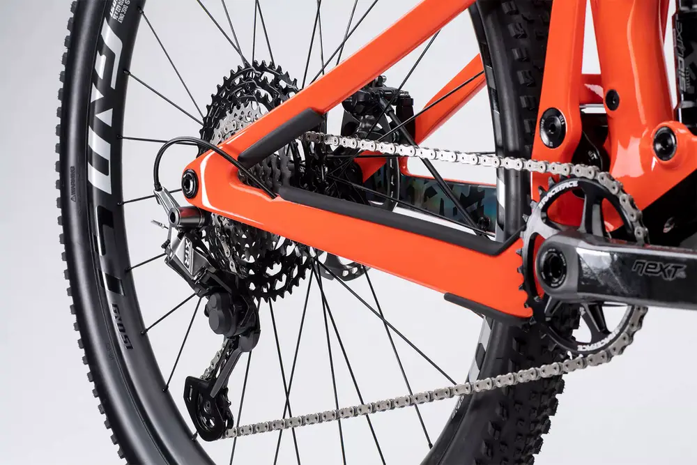 2023 Ghost Lector FS SF Pro LC – Specs, Comparisons, Reviews – 99 Spokes