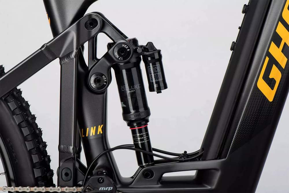 2024 Ghost E-Riot AM CF Advanced – Specs, Comparisons, Reviews – 99 Spokes