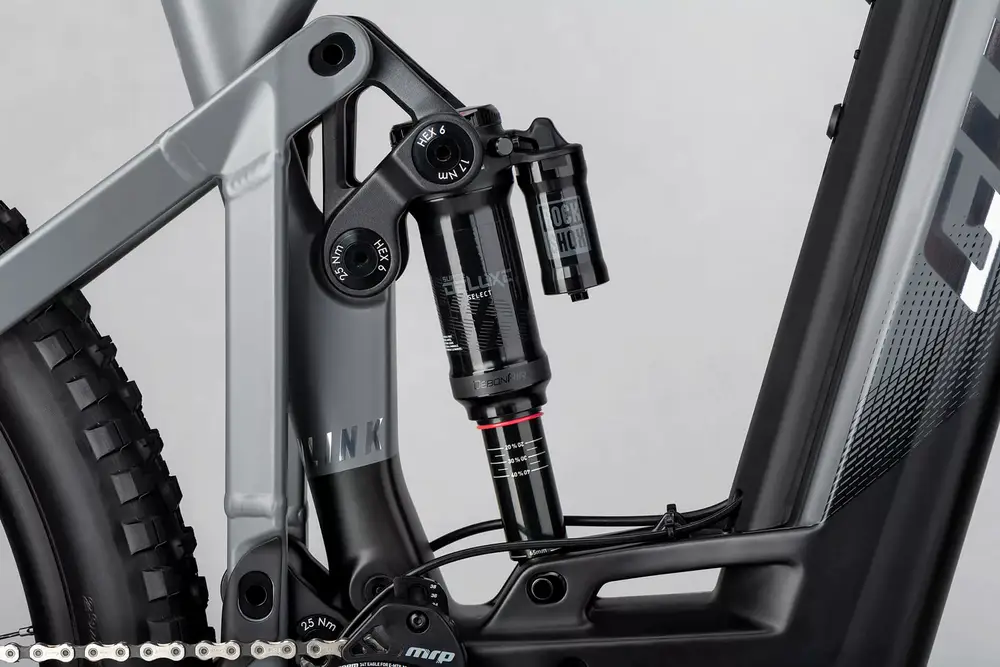 2024 Ghost E-Riot AM CF Full Party – Specs, Comparisons, Reviews – 99 ...