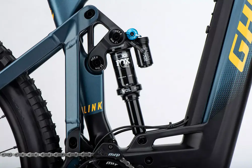 2024 Ghost E-Riot EN CF Pro – Specs, Comparisons, Reviews – 99 Spokes