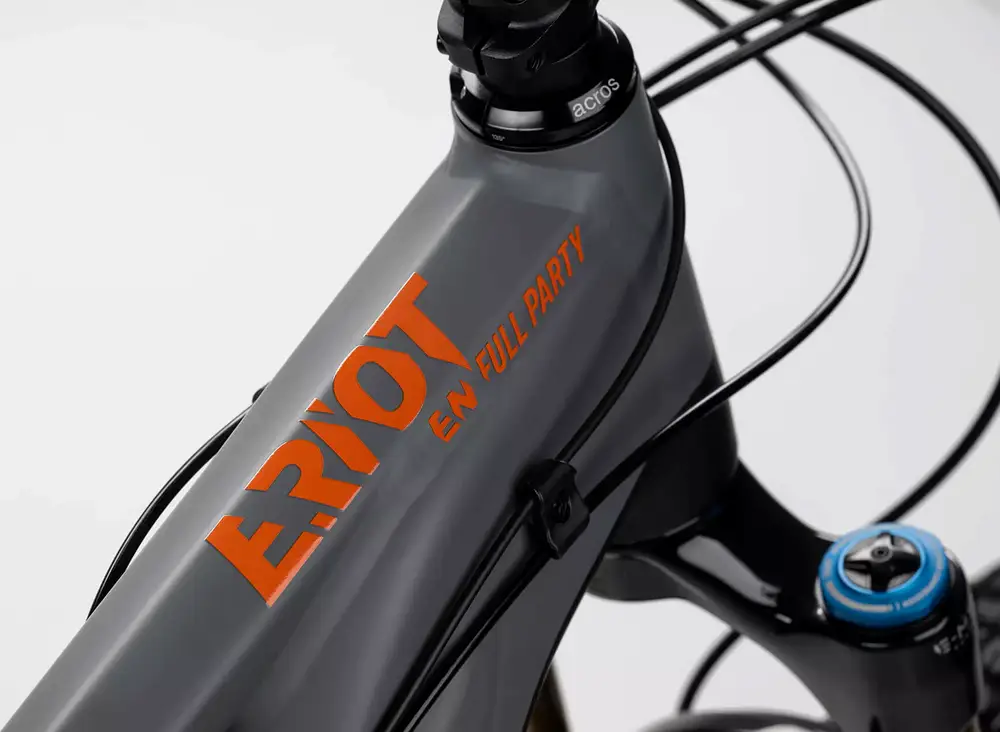 2024 Ghost E-Riot EN Full Party – Specs, Comparisons, Reviews – 99 Spokes