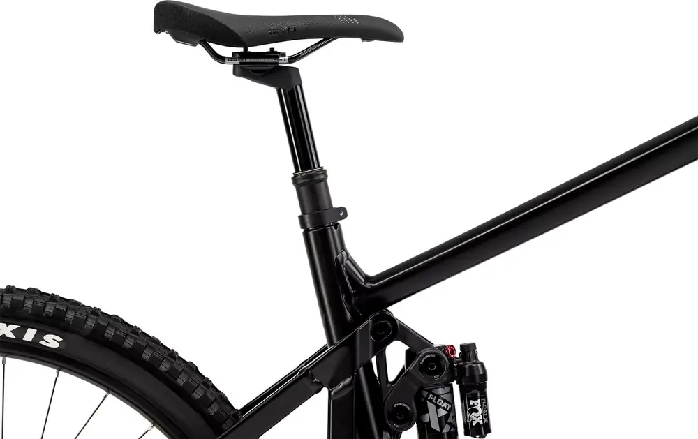 2024 Ghost Riot AM Essential – Specs, Comparisons, Reviews – 99 Spokes