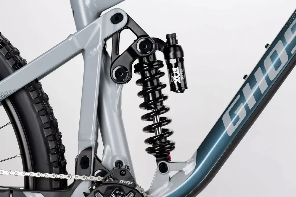 2024 Ghost Riot EN Advanced – Specs, Comparisons, Reviews – 99 Spokes