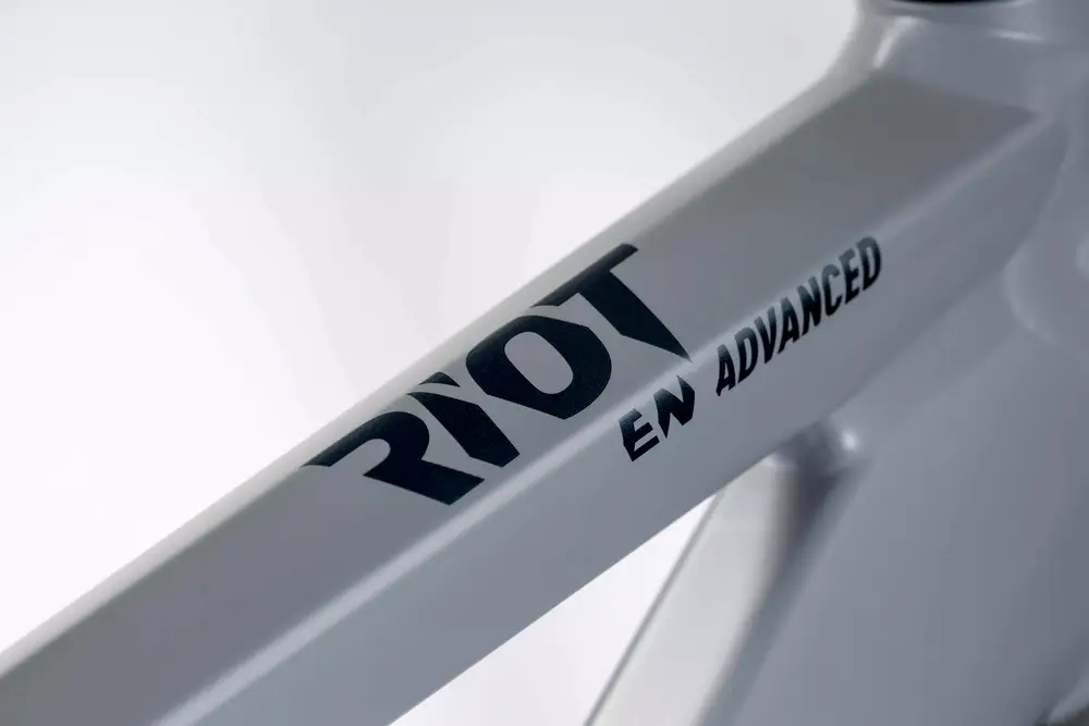 2024 Ghost Riot EN Advanced – Specs, Comparisons, Reviews – 99 Spokes