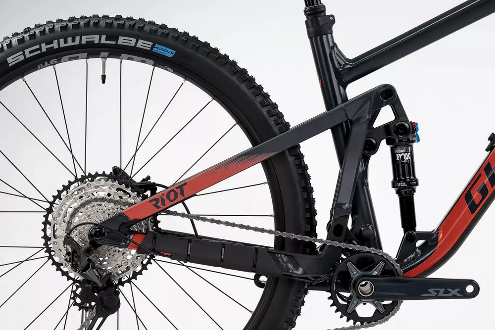 2024 Ghost Riot Trail Essential – Specs, Comparisons, Reviews – 99 Spokes