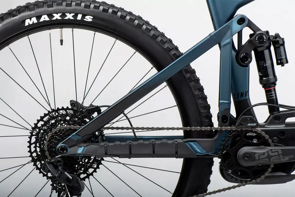 2025 Ghost E-RIOT AM ADVANCED – Specs, Comparisons, Reviews – 99 Spokes