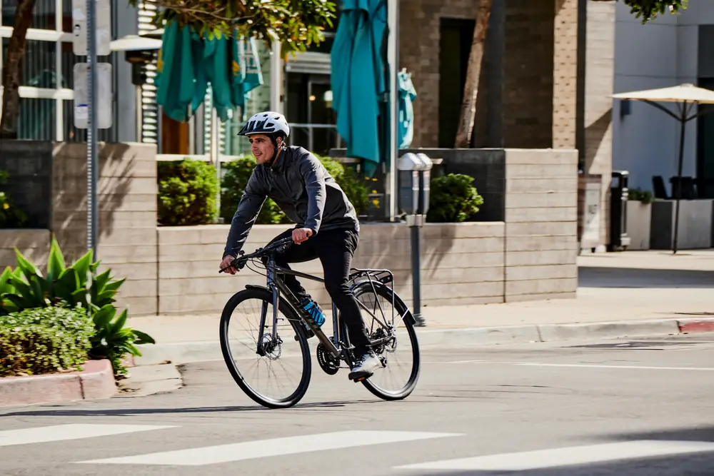 2023 Giant Escape City Disc 2 – Specs, Comparisons, Reviews – 99 Spokes