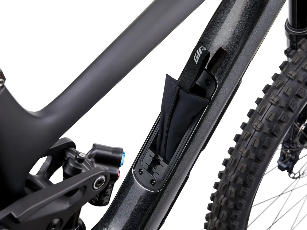 2023 Giant Reign Advanced Pro 1 – Specs, Comparisons, Reviews – 99 Spokes