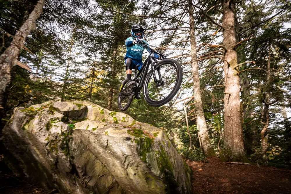 2023 Giant Reign Advanced Pro 1 – Specs, Comparisons, Reviews – 99 Spokes