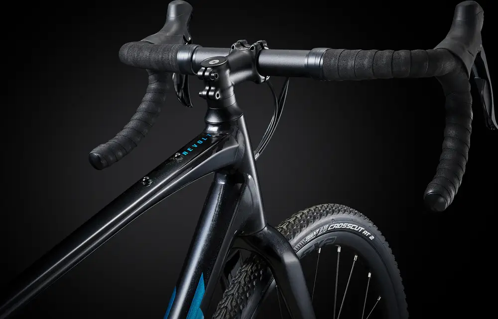 2024 Giant Revolt 2 – Specs, Comparisons, Reviews – 99 Spokes