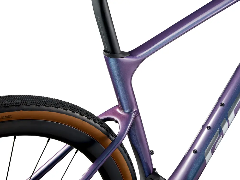 2024 Giant Revolt Advanced Pro 1 – Specs, Comparisons, Reviews – 99 Spokes