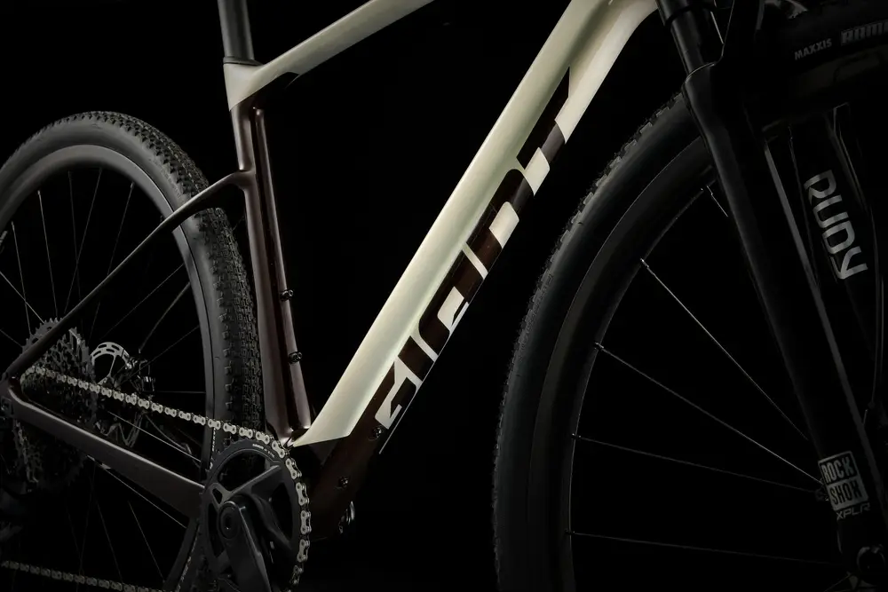 2024 Giant Revolt X Advanced Pro 1 – Specs, Comparisons, Reviews – 99 ...