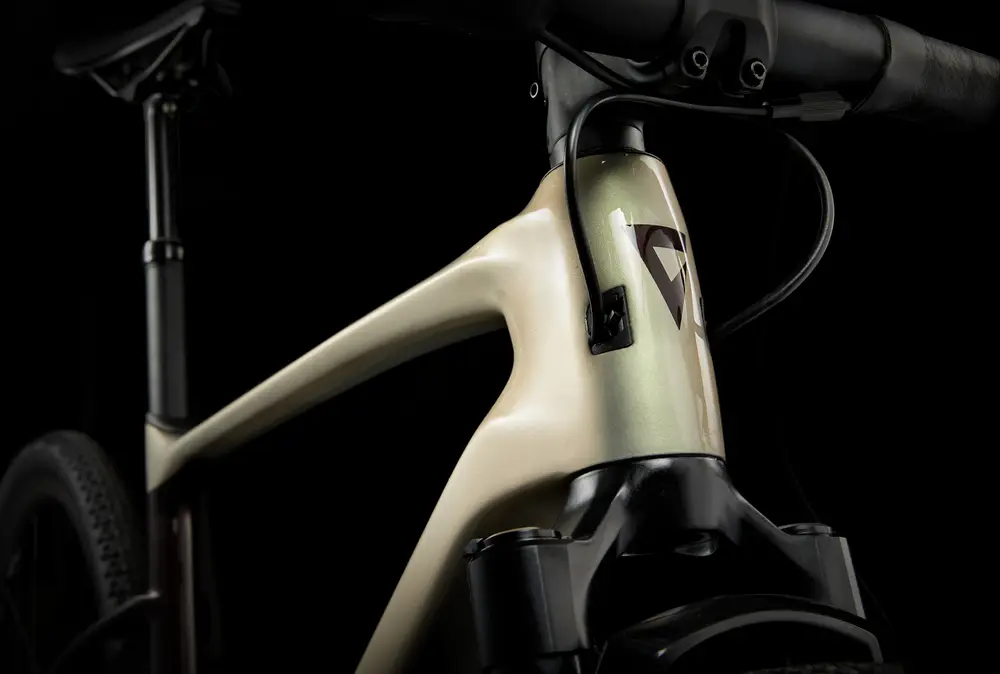2024 Giant Revolt X Advanced Pro 1 – Specs, Comparisons, Reviews – 99 ...