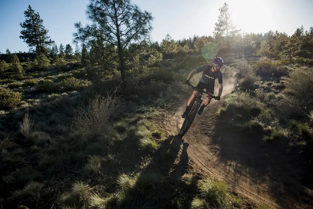 2025 Giant Anthem Advanced 29 4 – Specs, Comparisons, Reviews – 99 Spokes
