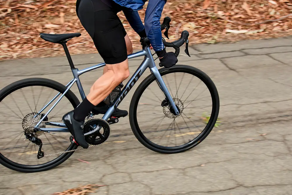 2025 Giant Contend AR 1 – Specs, Comparisons, Reviews – 99 Spokes