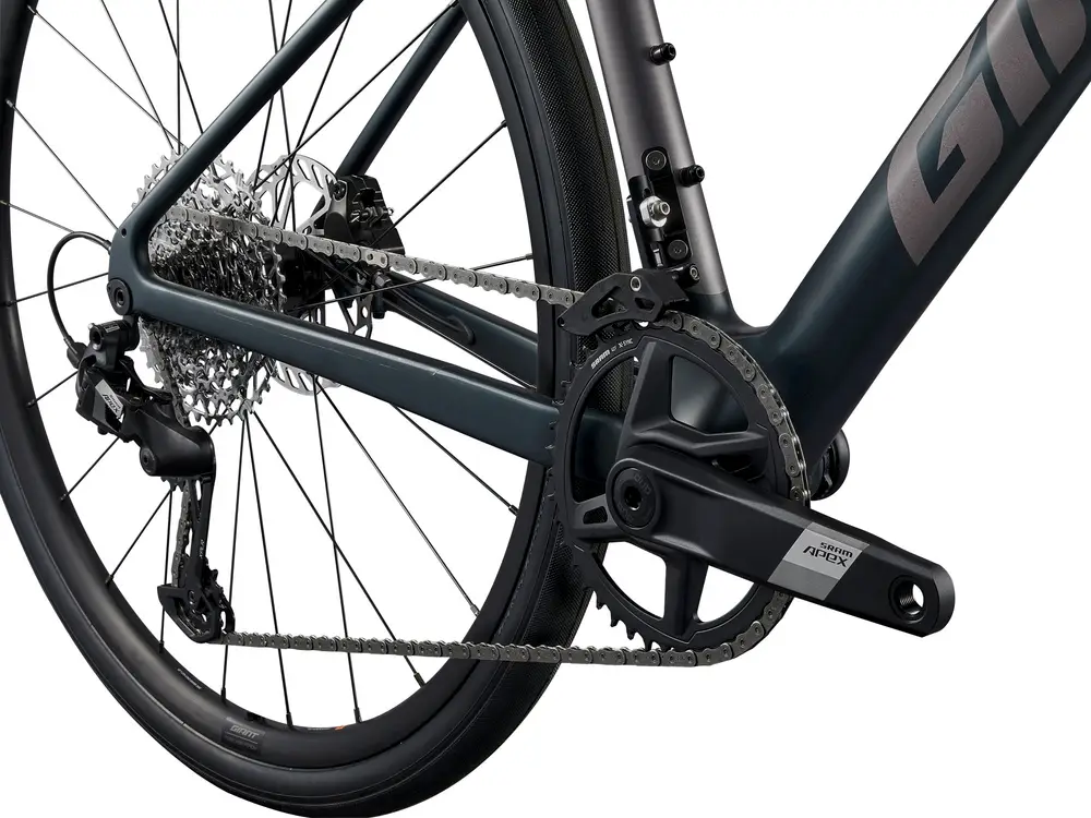 2025 Giant FastRoad AR Advanced 1 – Specs, Comparisons, Reviews – 99 Spokes