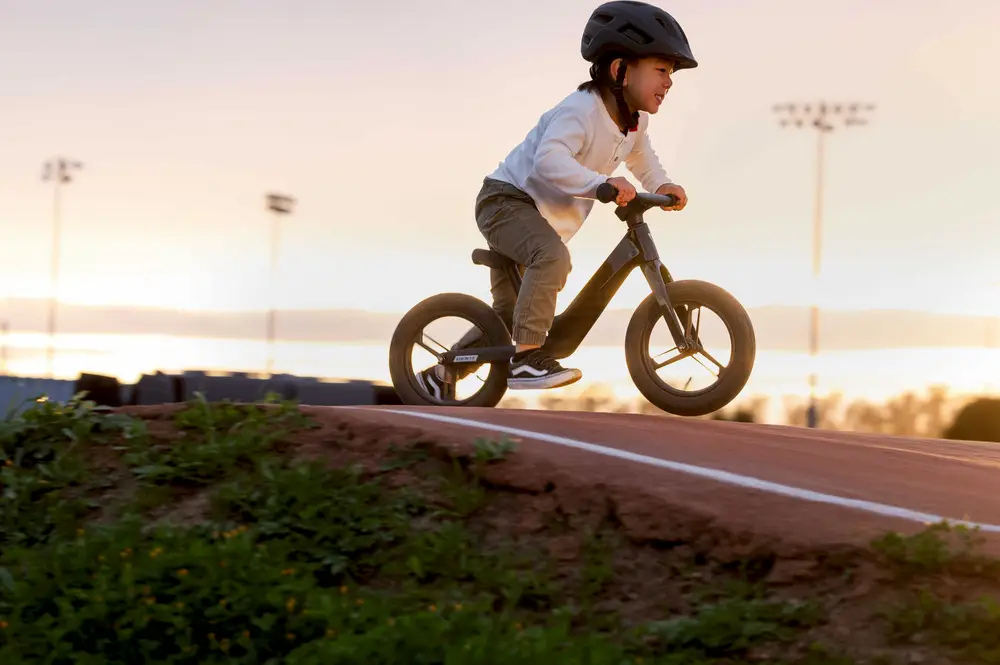 2025 Giant Pre rCarbon – Specs, Comparisons, Reviews – 99 Spokes