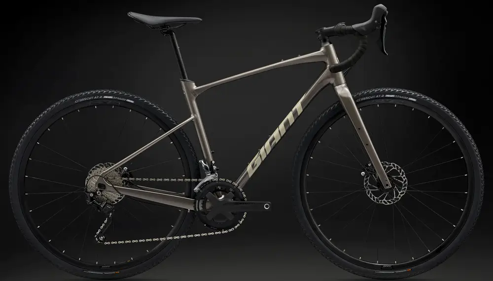 2025 Giant Revolt 1 – Specs, Comparisons, Reviews – 99 Spokes