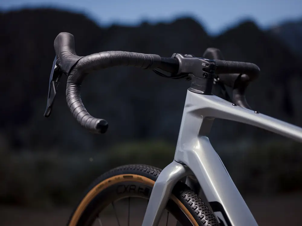 2025 Giant Revolt Advanced 0 – Specs, Comparisons, Reviews – 99 Spokes