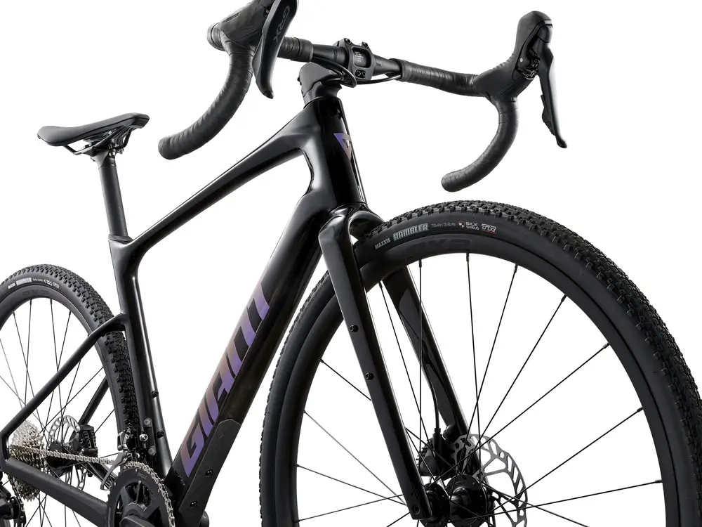 2025 Giant Revolt Advanced 2 – Specs, Comparisons, Reviews – 99 Spokes