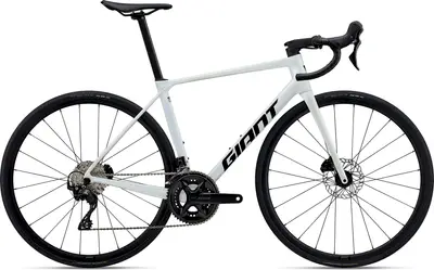 Compare: 2025 Giant TCR Advanced 0 AXS vs TCR Advanced 0 PC vs TCR ...