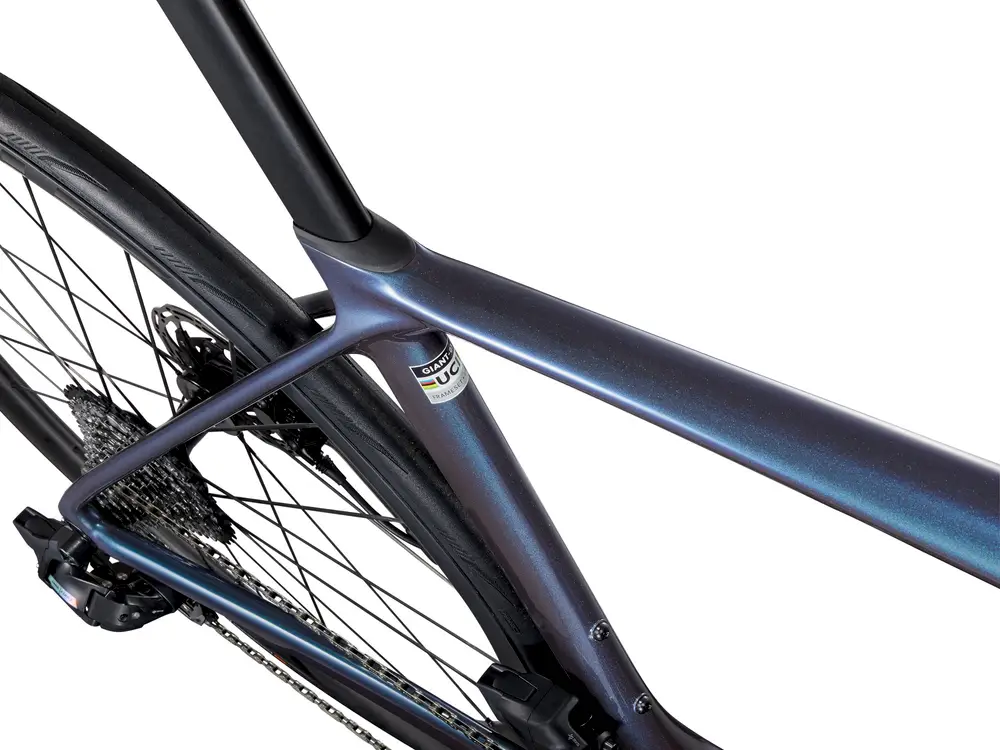 2025 Giant TCR Advanced Pro 0 AXS – Specs, Comparisons, Reviews – 99 Spokes