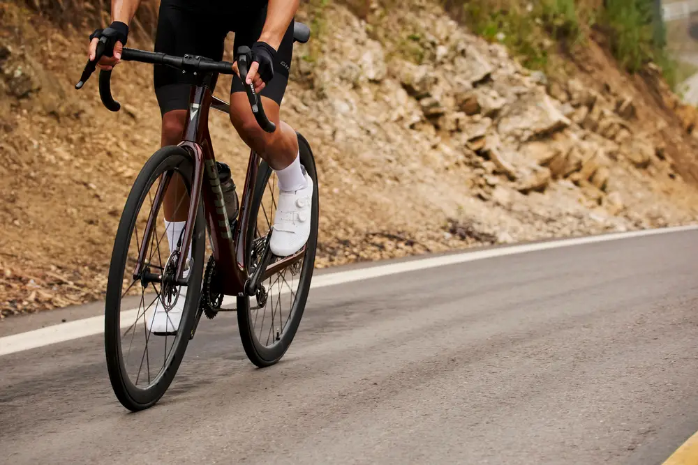 2025 Giant TCR Advanced SL 0 Red – Specs, Comparisons, Reviews – 99 Spokes