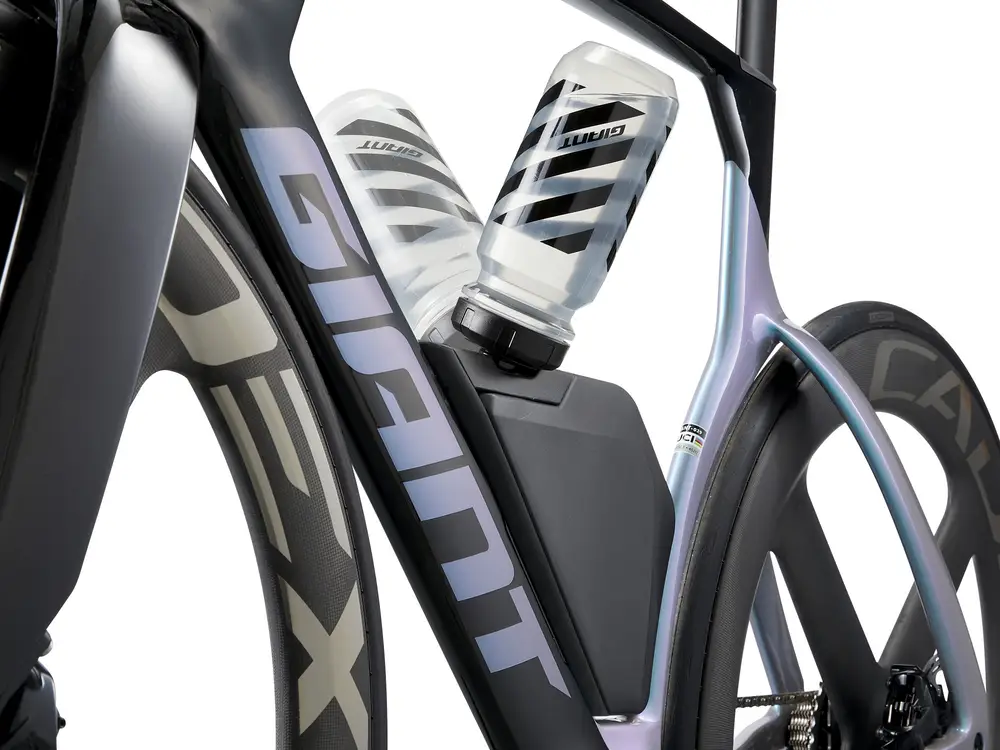 2025 Giant Trinity Advanced SL 0 – Specs, Comparisons, Reviews – 99 Spokes