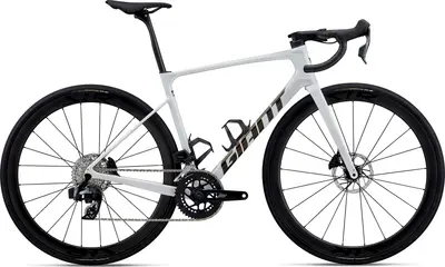 Compare: 2026 Giant Defy Advanced Pro 1 vs Defy Advanced Pro 2 vs 2025 SAVA AeroX SLR8-Ultegra ...
