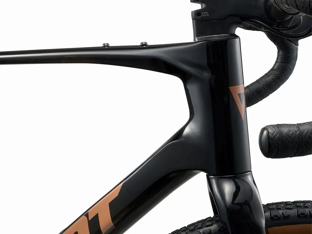 2026 Giant Revolt Advanced 2 – Specs, Comparisons, Reviews – 99 Spokes
