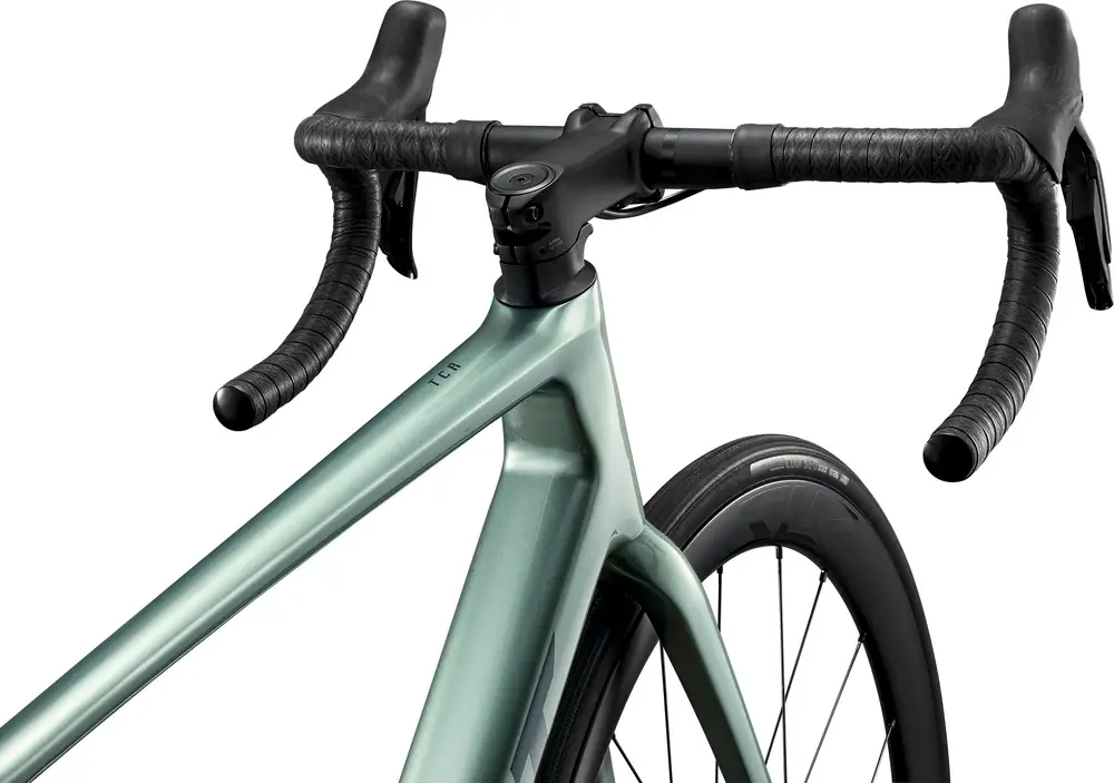 2026 Giant TCR Advanced 0 – Specs, Comparisons, Reviews – 99 Spokes