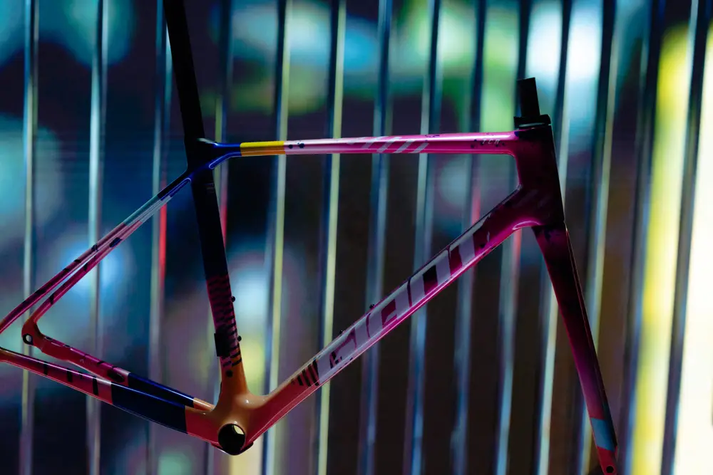 2026 Giant TCR Advanced Pro Frameset – Specs, Comparisons, Reviews – 99 ...