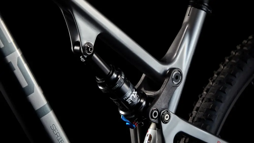 2023 Intense 951 951 Series XC – Specs, Comparisons, Reviews – 99 Spokes