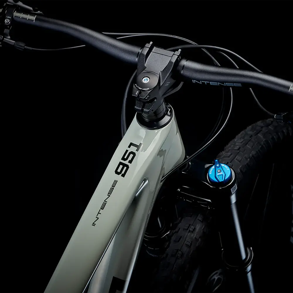 2024 Intense 951 951 SERIES TRAIL (UDH) – Specs, Comparisons, Reviews ...