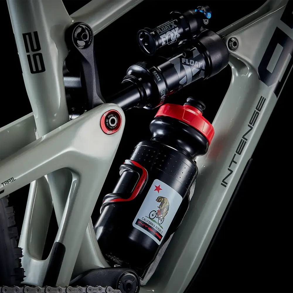 2024 Intense 951 951 SERIES TRAIL (UDH) – Specs, Comparisons, Reviews ...