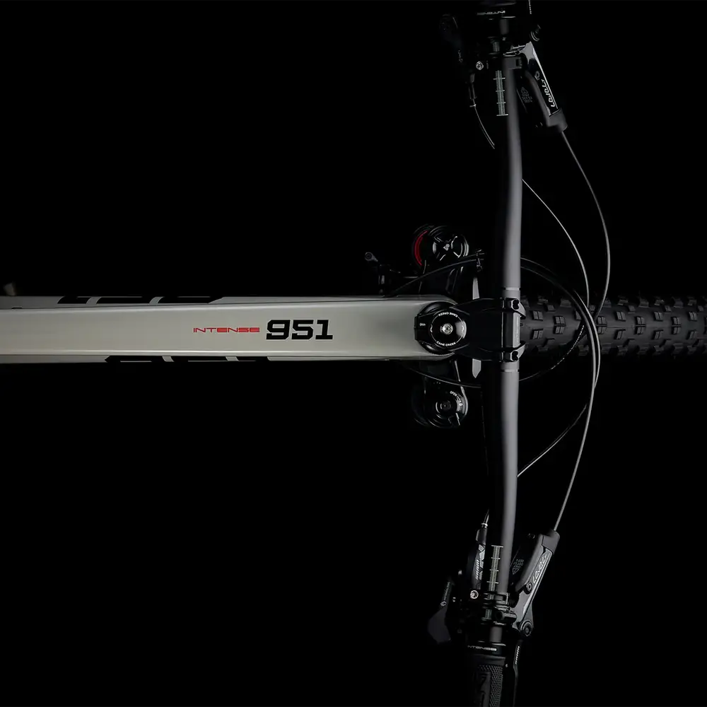 2025 Intense 951 951 SERIES XC – Specs, Comparisons, Reviews – 99 Spokes