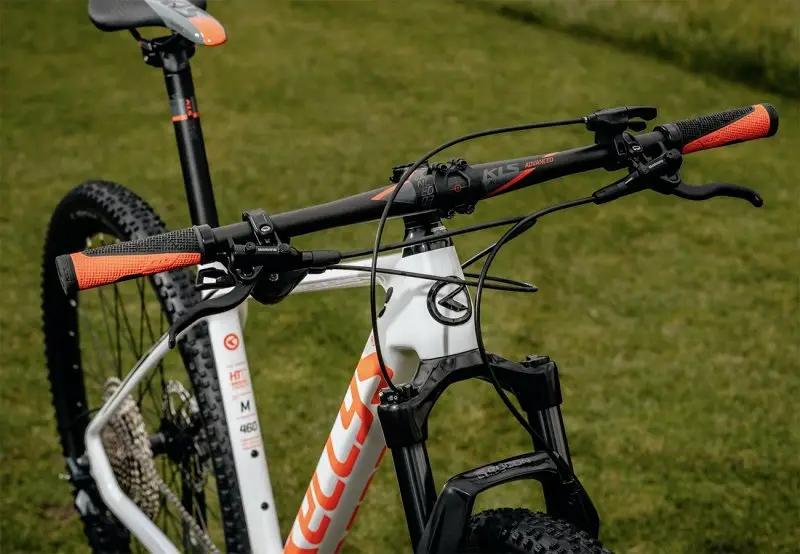 2024 Kellys HACKER 30 29" – Specs, Comparisons, Reviews – 99 Spokes