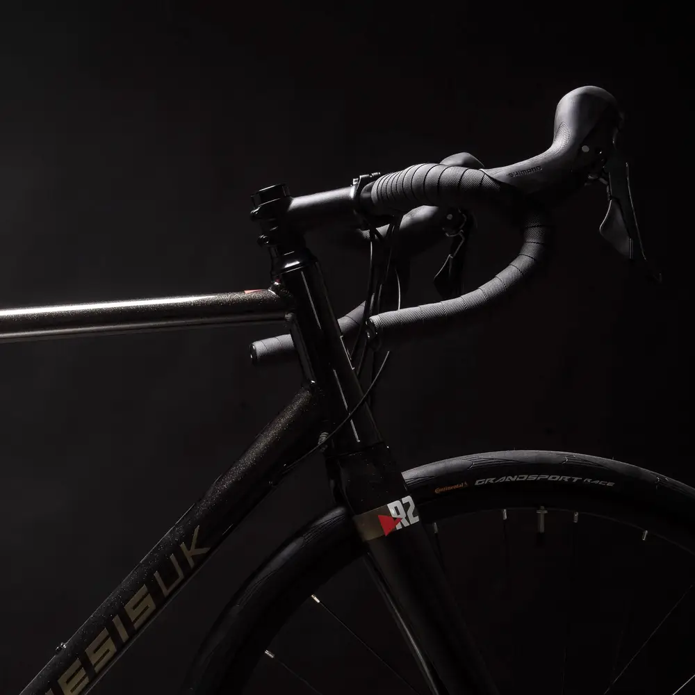 2024 Kinesis R2 Road Bike – Specs, Comparisons, Reviews – 99 Spokes